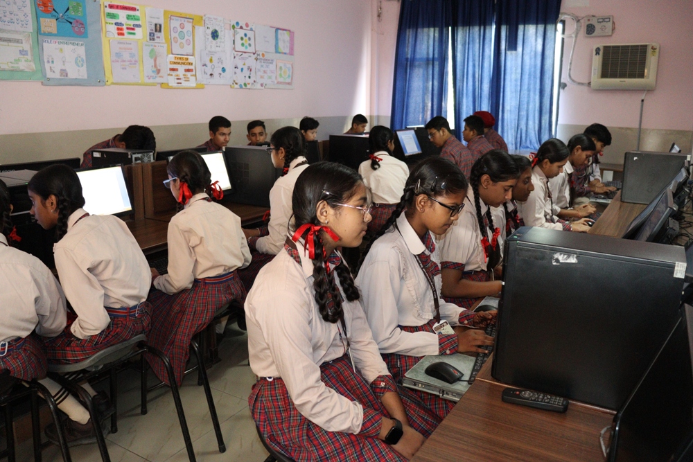 M.D. Dayanand Model School